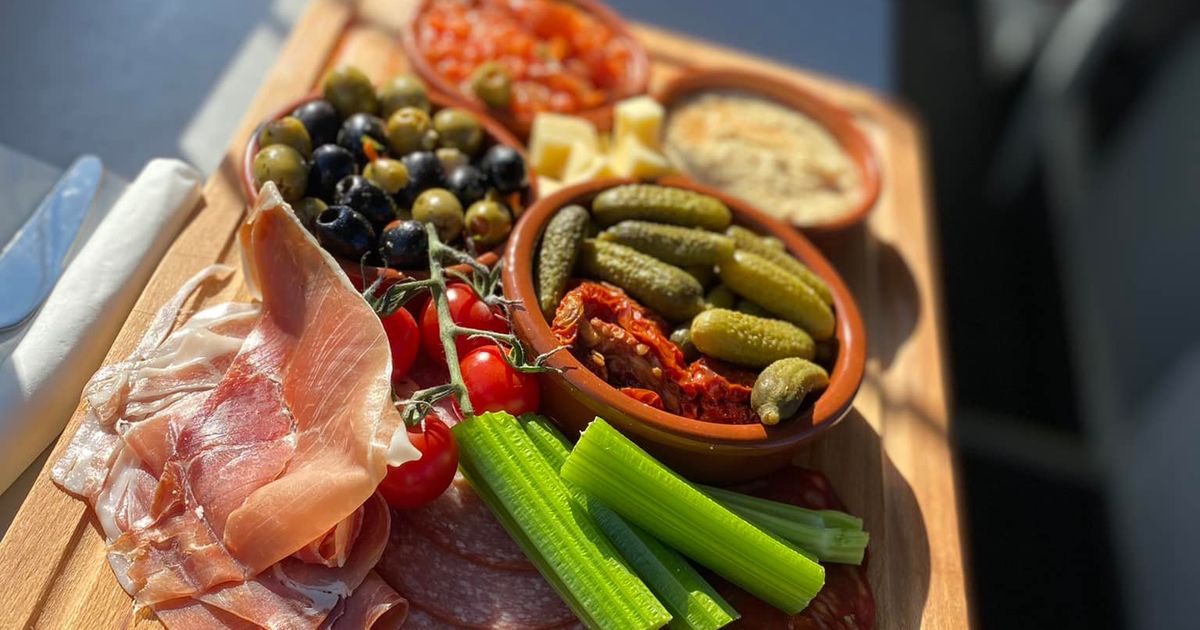 Tapas or Cheese Evening Lancashire Canal Cruise | VisitBritain