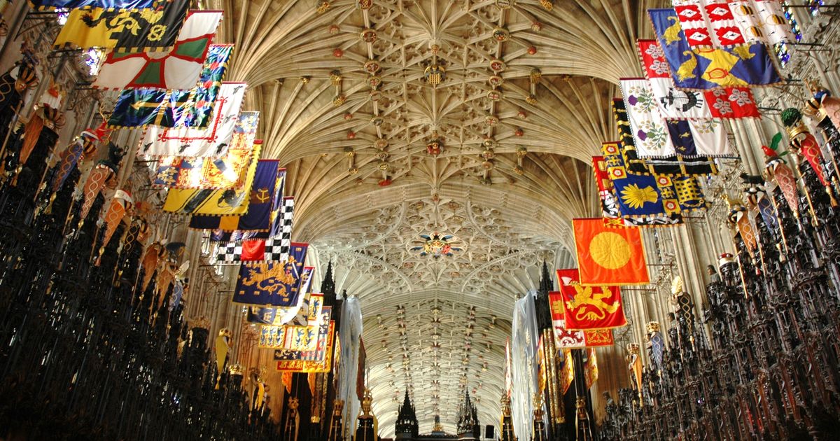 Windsor Castle, Oxford and Stonehenge Tour | VisitBritain