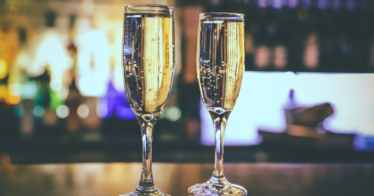 Madame Tussauds Champagne Bar | VisitBritain